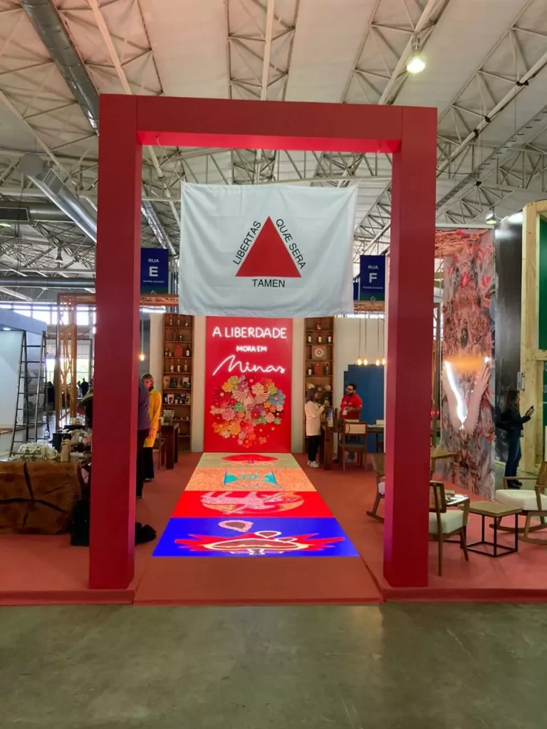 Coluna Minas Turismo Gerais - Novojornal