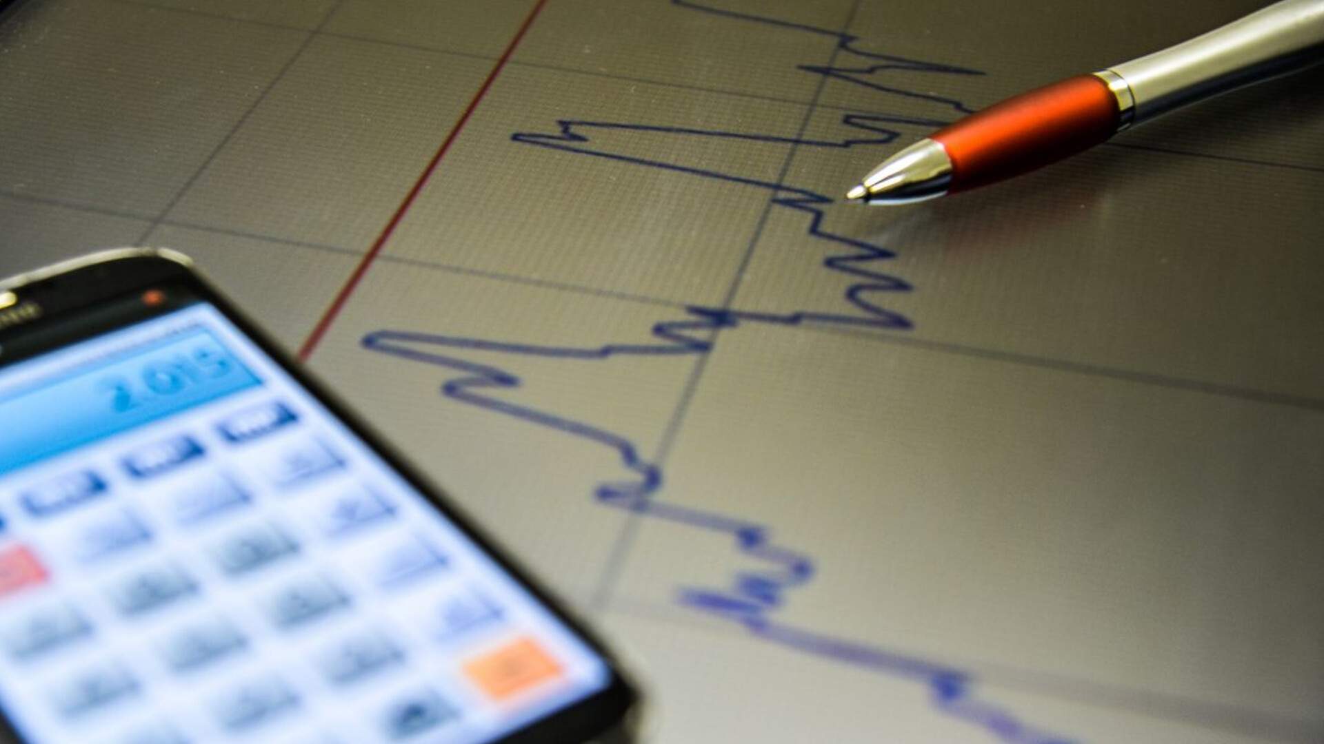 S&P eleva nota da dívida do Brasil pela primeira vez em 12 anos ...