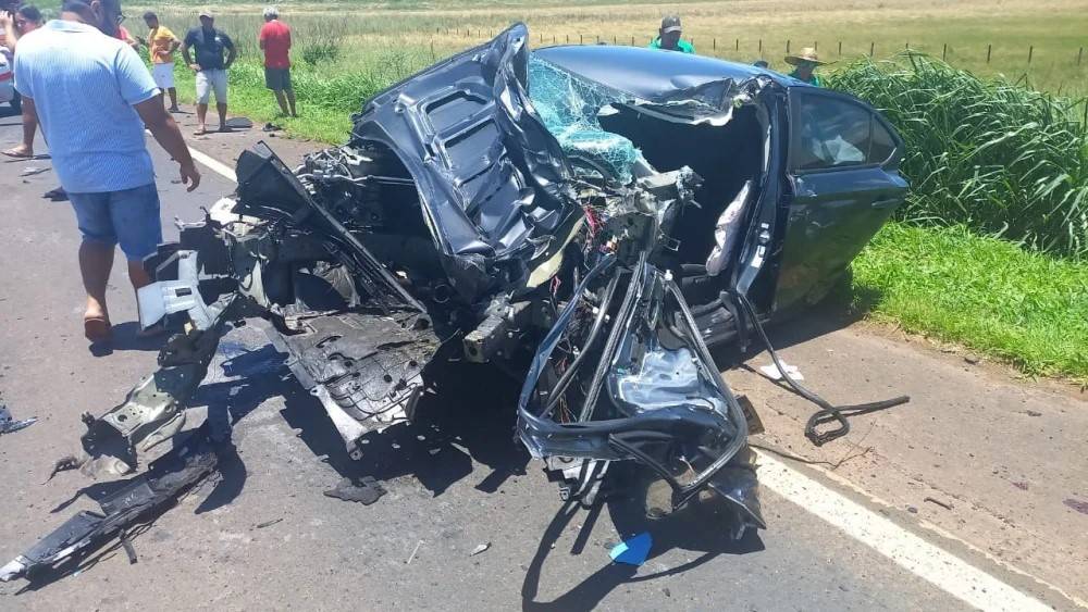 Acidente grave na BR-262 em Uberaba deixa mulher ferida - Novojornal
